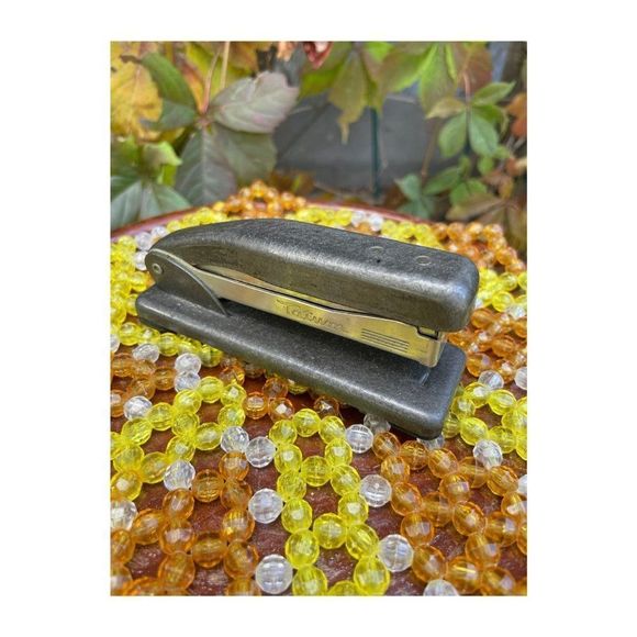 Tatum | Office | Vintagetatum Stapler Steelmetal Grey Mini Made In Usa ...